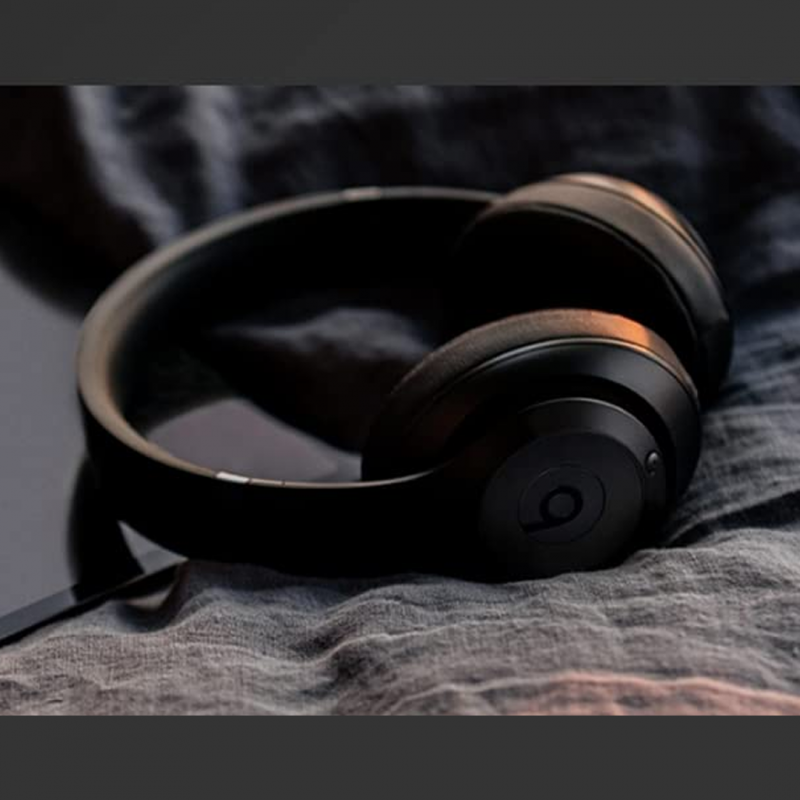 Beats Bluetooth Wireless Studio 3 Headphone With Pop Up Window ...